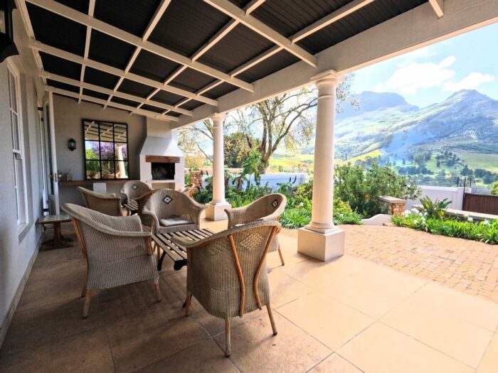 BANHOEK CORNER | Luxury Guest House, Banhoek Valley