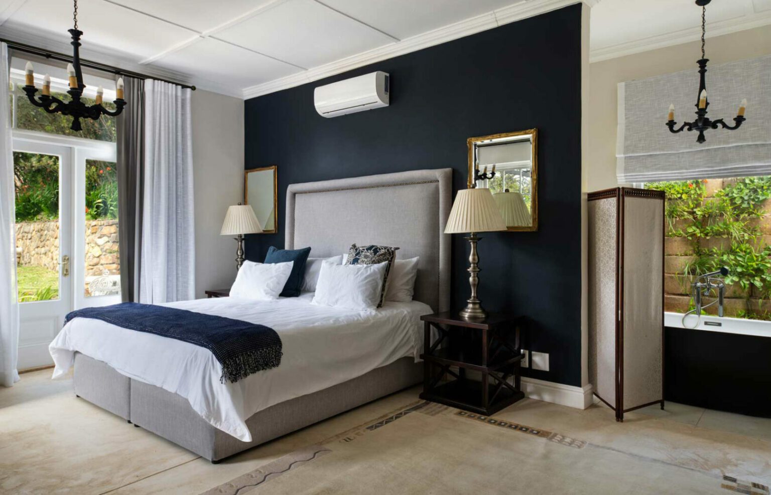 BANHOEK CORNER | Luxury Guest House, Banhoek Valley